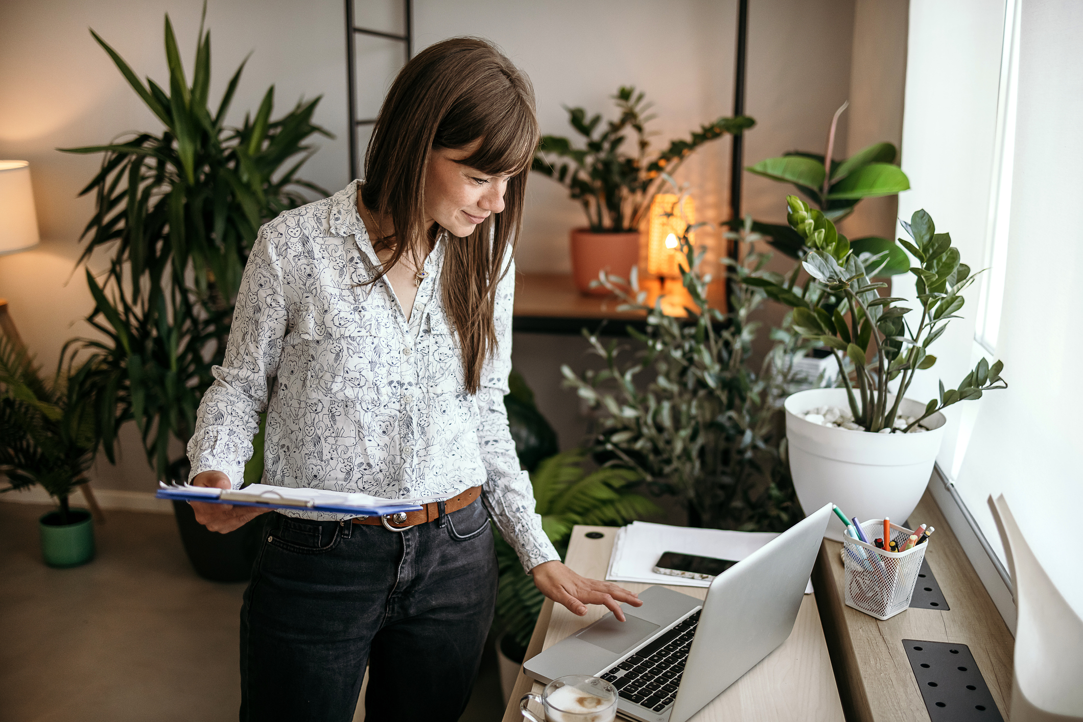 Dating Tips for Busy Professionals: Balancing Career and Love Life - iLove